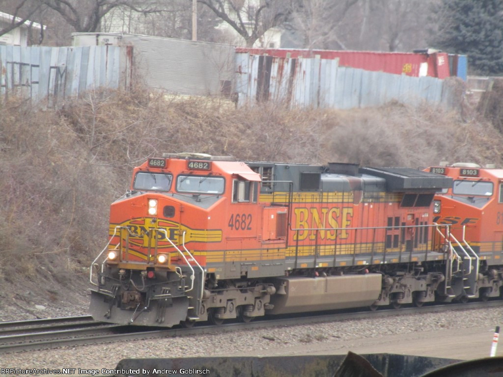 BNSF 4682